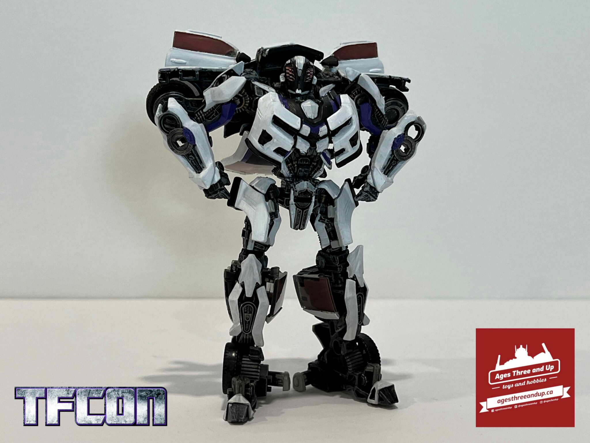 TFcon Los Angeles 2022 Customizing Class figure revealed